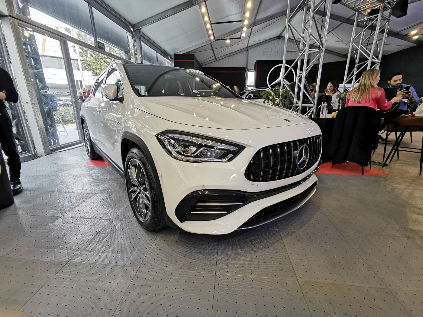 AUTOSHOW MERCEDES-BENZ: UNA EXHIBICIÓN CARGADA DE POTENCIA Y ENERGÍA ...