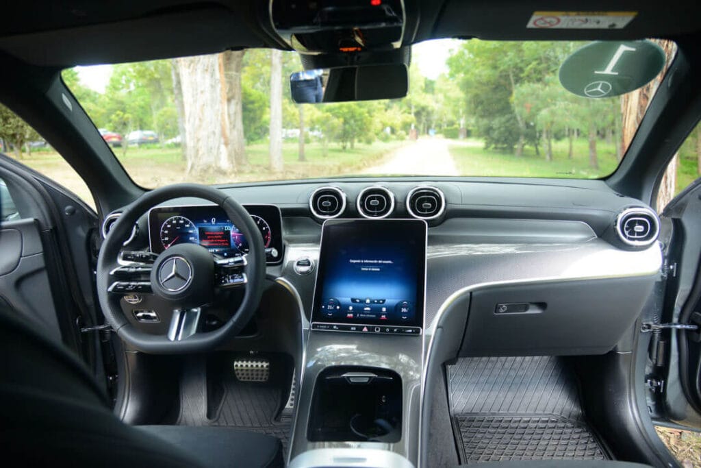 NUEVO MERCEDES-BENZ GLC: UN SUV DE LUJO, DEPORTIVO Y AVENTURERO - V12MAGAZINE