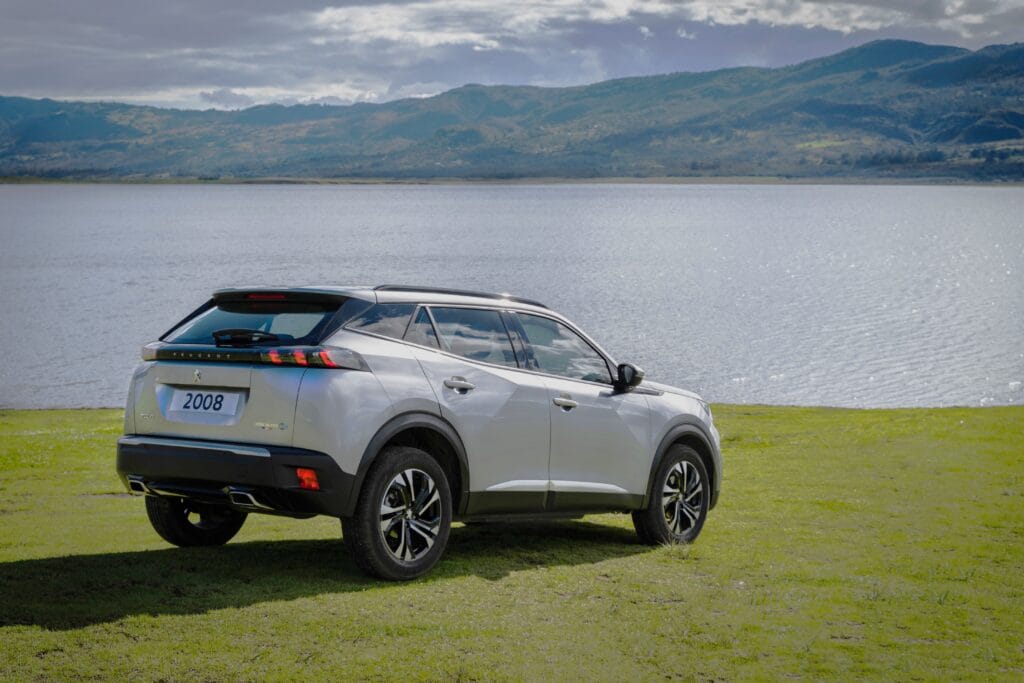 PEUGEOT 2008 1.2L TURBO: RUGE EN COLOMBIA CON EL PODER DEL LEÓN ...