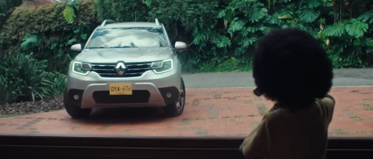 “ES RENOL, NO RENAULT”: LA CAMPAÑA PUBLICITARIA QUE ENTUSIASMA A LOS ...