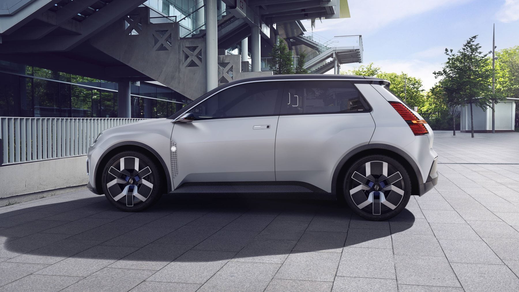 EL RENAULT 5 CONCEPT SE PONE SU TRAJE BLANCO PARA EL ROLAND-GARROS 2023 ...