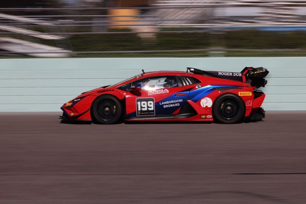 BUENA NOTICIA: PILOTO COLOMBIANO SEBASTIÁN SAAVEDRA VUELVE A LA ALTA ...